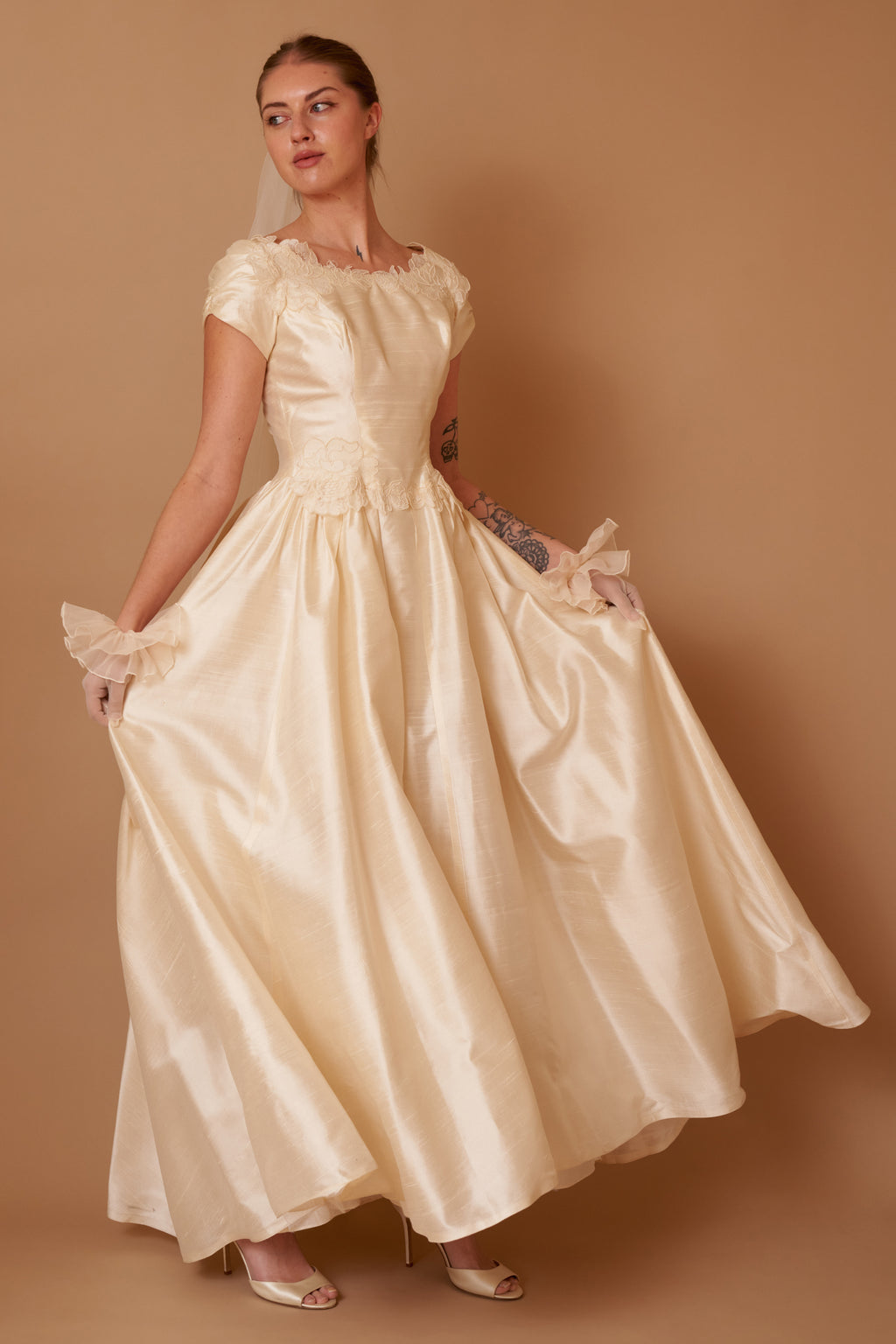 Edith Silk Gown - S – Transplant Vintage